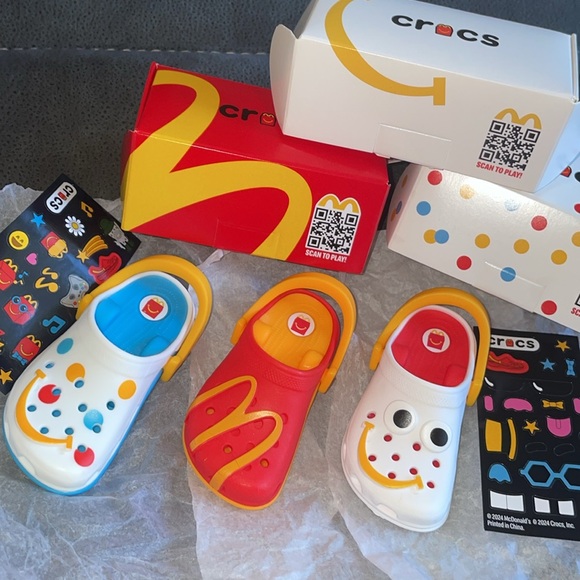 CROCS | Accessories | 7 4 Crocs Limited Edition Mcdonalds Toy Crocs ...